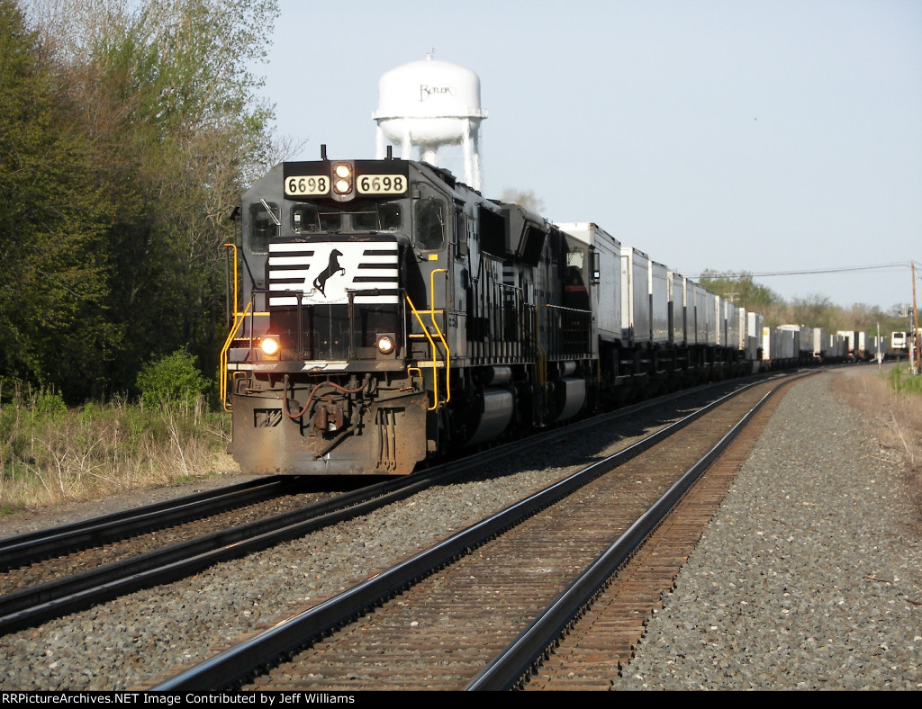 NS Eastbound